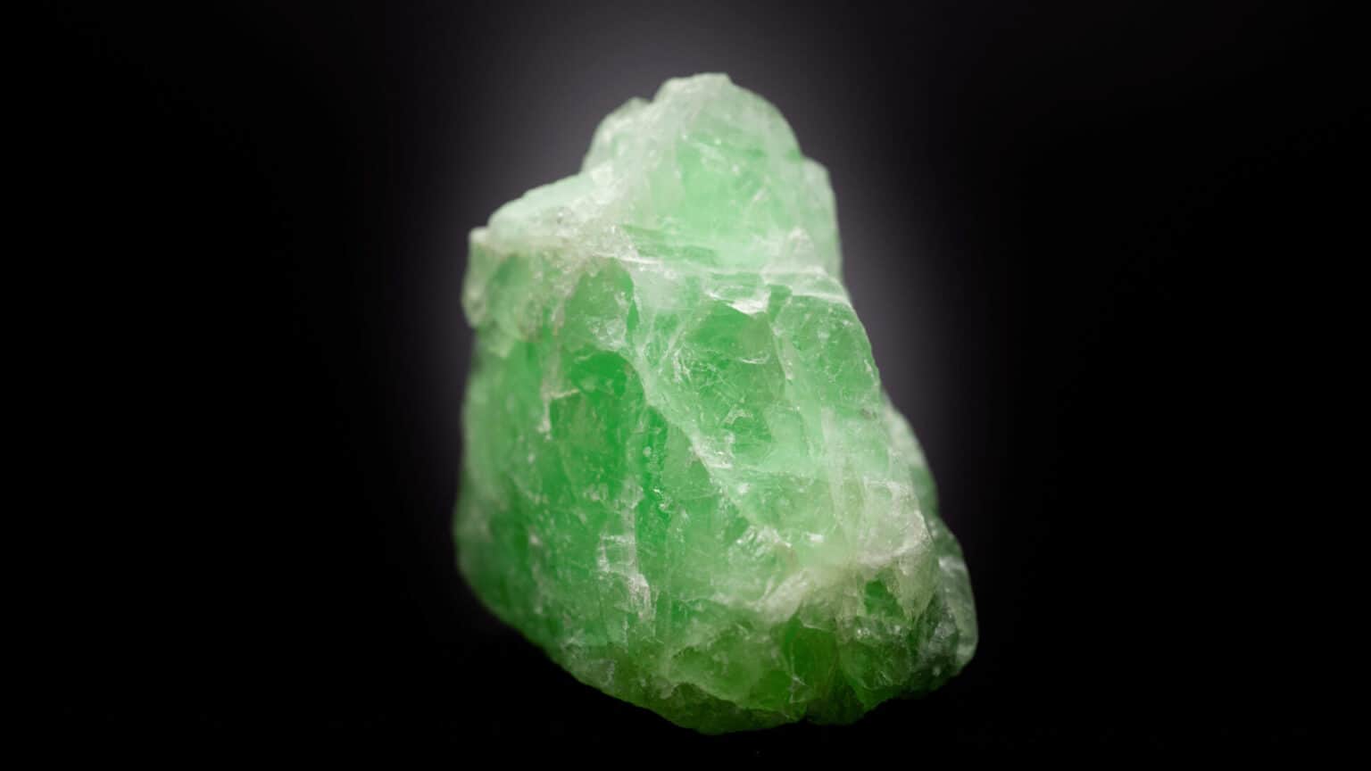 How to Re-Energize Fluorite - 4 Unique Methods - Clean Your Crystals