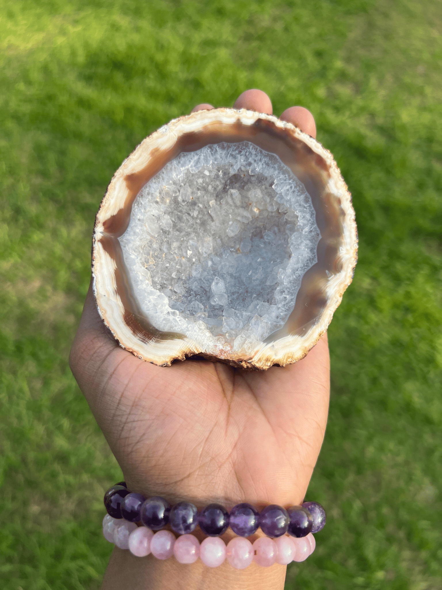 How to Cleanse Geode: 3 Most Effective Methods